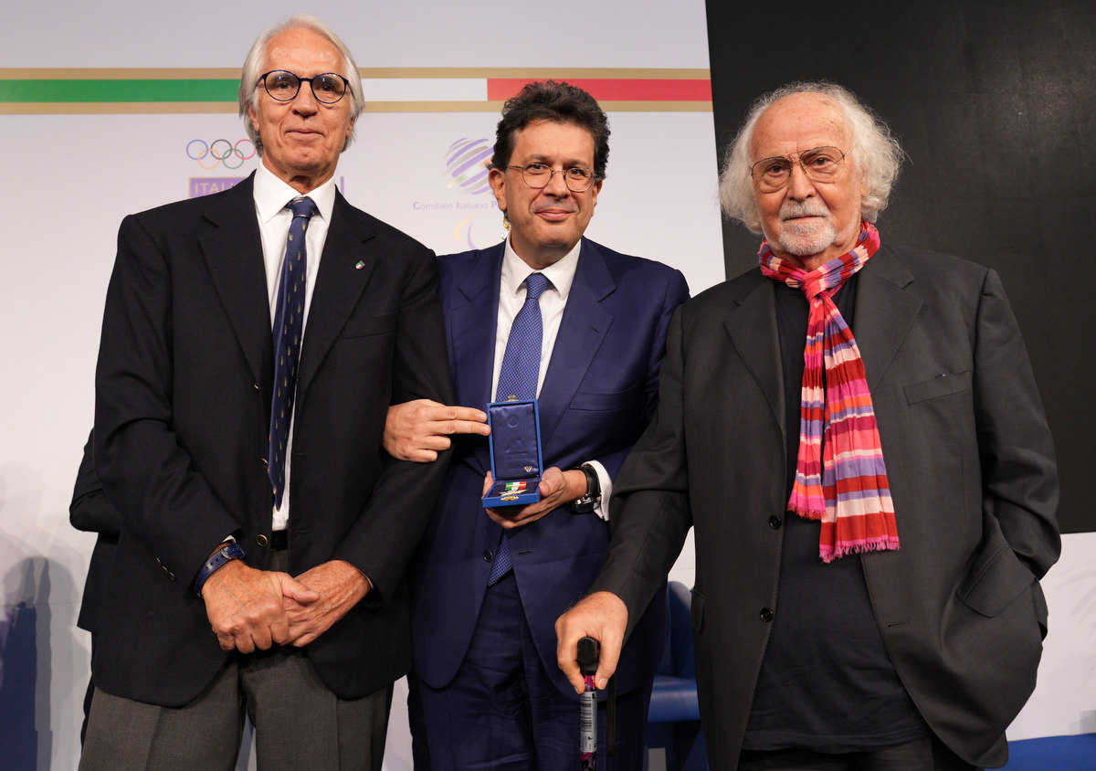 Consegnati i Collari d’oro del Coni, stella d’oro all’Italpress ...