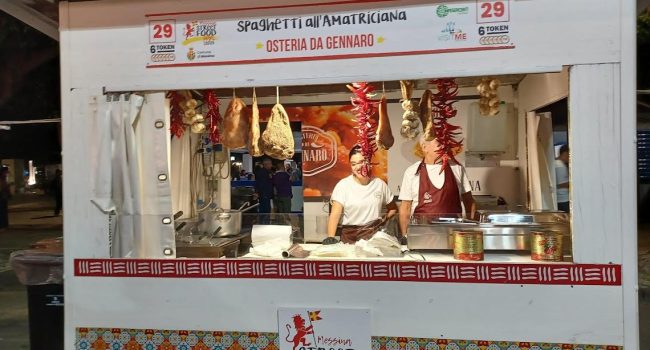 Piazza Cairoli, inaugurato lo "Street Food" - Messina Oggi